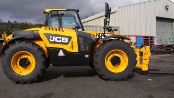 Télescopiques Jcb 526-56 et 527 58 agri dévoilés au Sima 2013