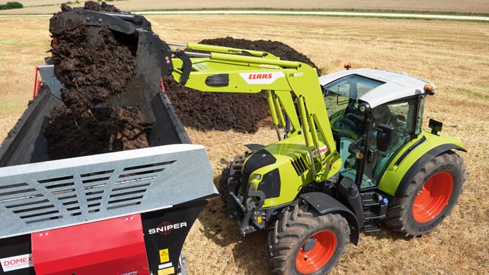 Le tracteur Claas Arion 400 s’embourgeoise