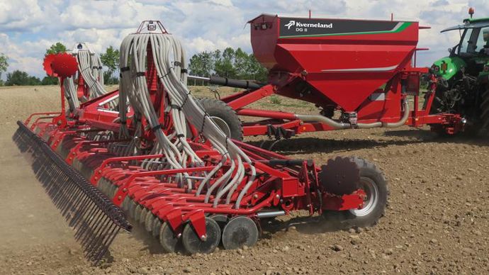 Kverneland : Un semoir de grande largeur