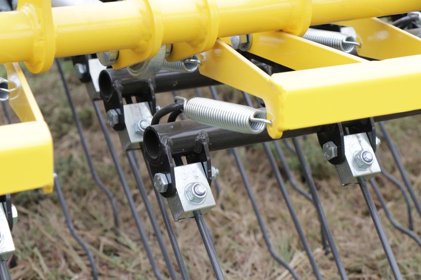 Désherbage mécanique : Phenix présente une herse étrille