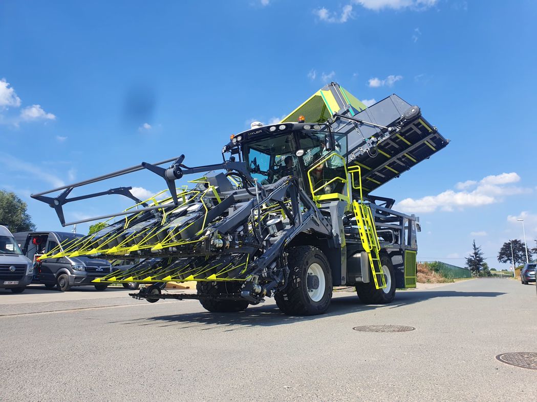 Filière textile chanvre en fibre longue faucheuse automotrice Hyler Sativa