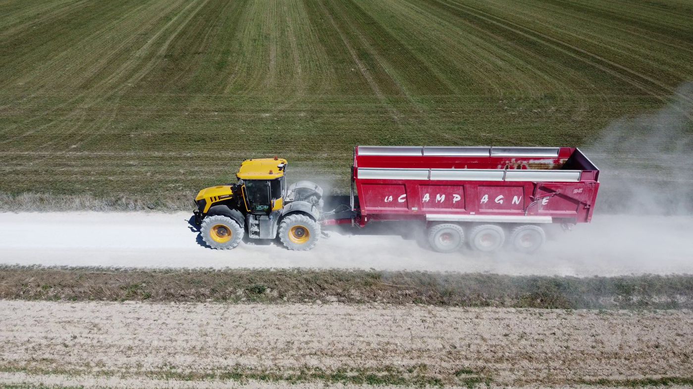 Essai tracteur : JCB Fastrac 4220 iCon, tout à portée de main