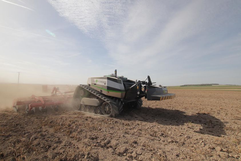 « Nous utilisons un robot pour le travail du sol