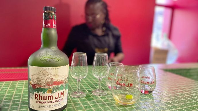 Saveurs d'ailleurs : du rhum et des arômes dans les Caraïbes