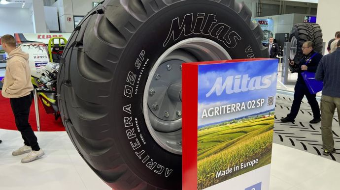 Mitas sort deux tailles de pneus en plus