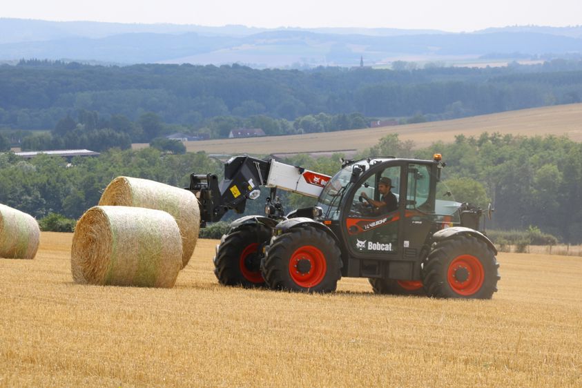 Essai du Bobcat TL43.80HF V-Drive : le félin s'assouplit