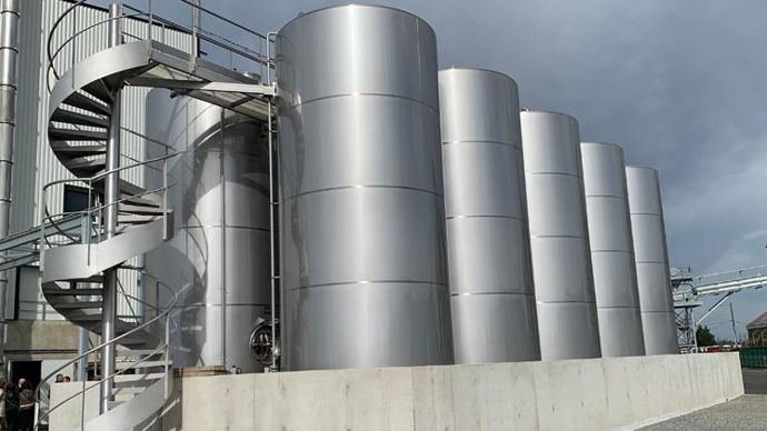 Au cœur de l’usine de trituration de l’Ucal